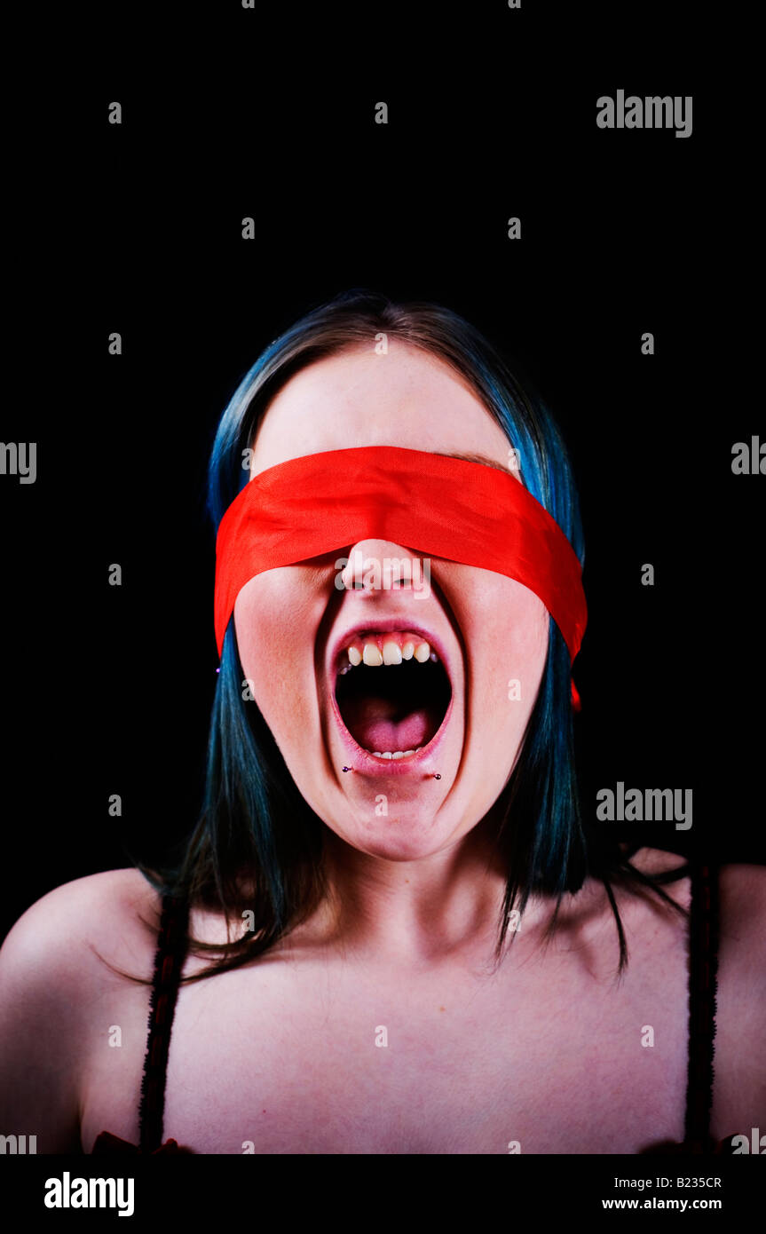 Blindfolded head hi-res stock photography and images - Alamy