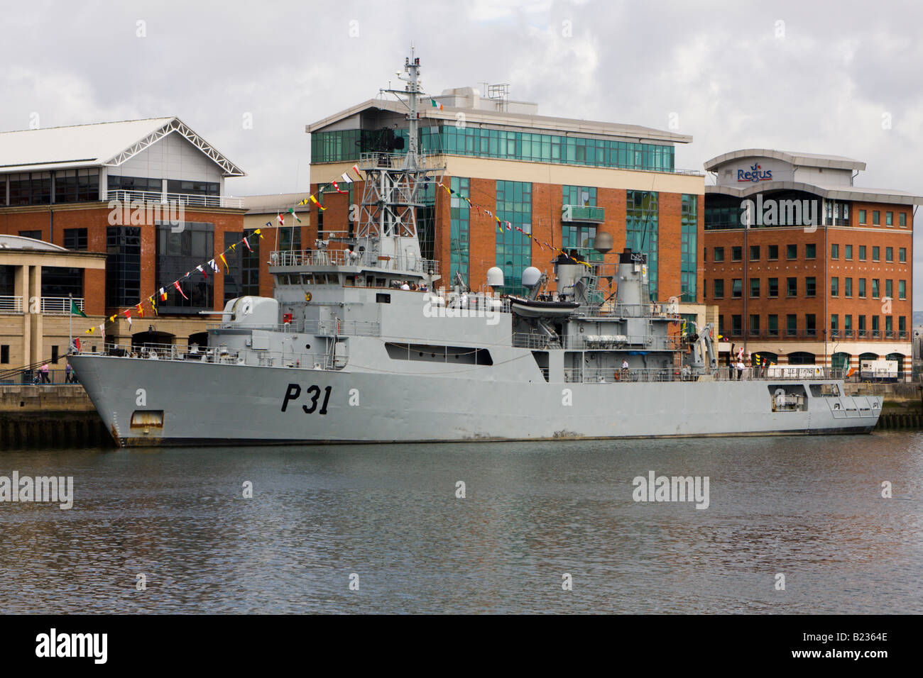 Le eithne irish navy ship hi-res stock photography and images - Alamy