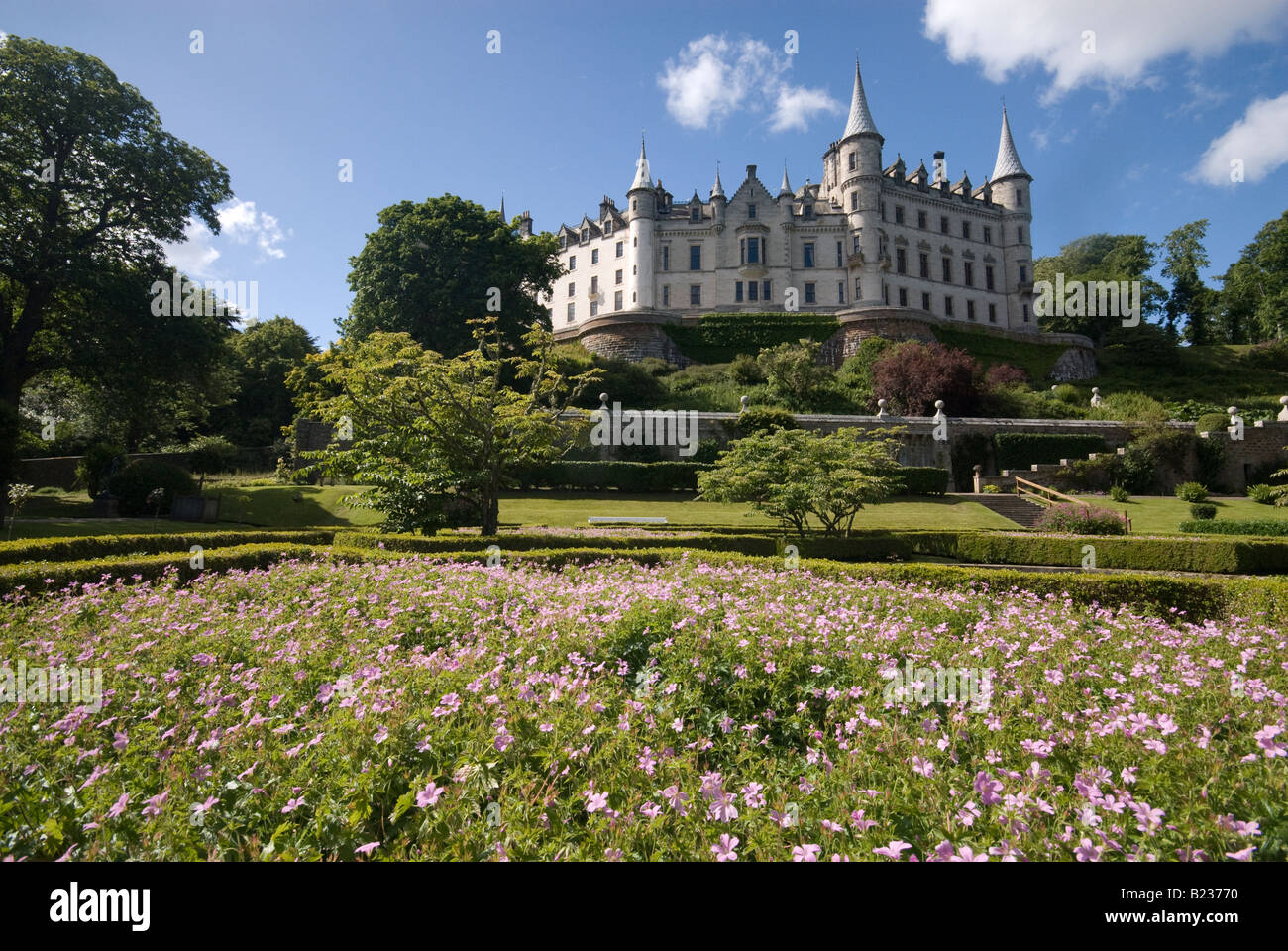 Dunrobin Castle Scotland Stock Photo - Alamy