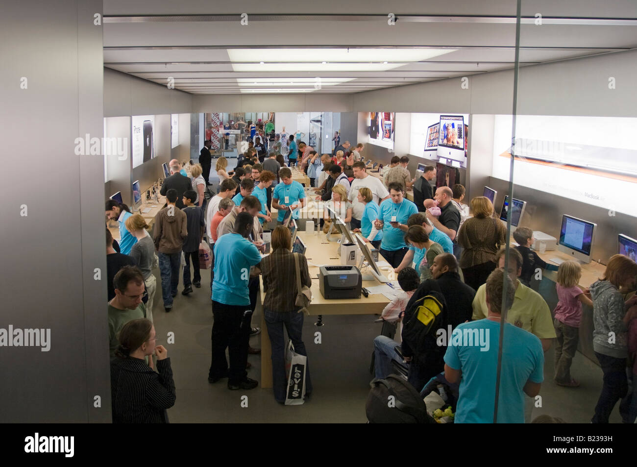 Apple Store - Midsummer Place - Milton Keynes Shopping Centre ...