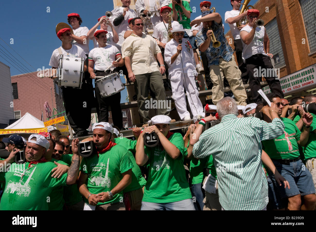 Dance of the Giglio Stock Photo - Alamy