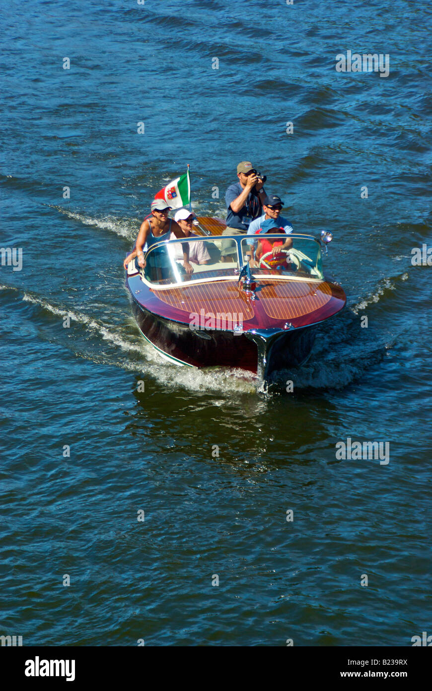 Classic speed boat hi-res stock photography and images - Alamy