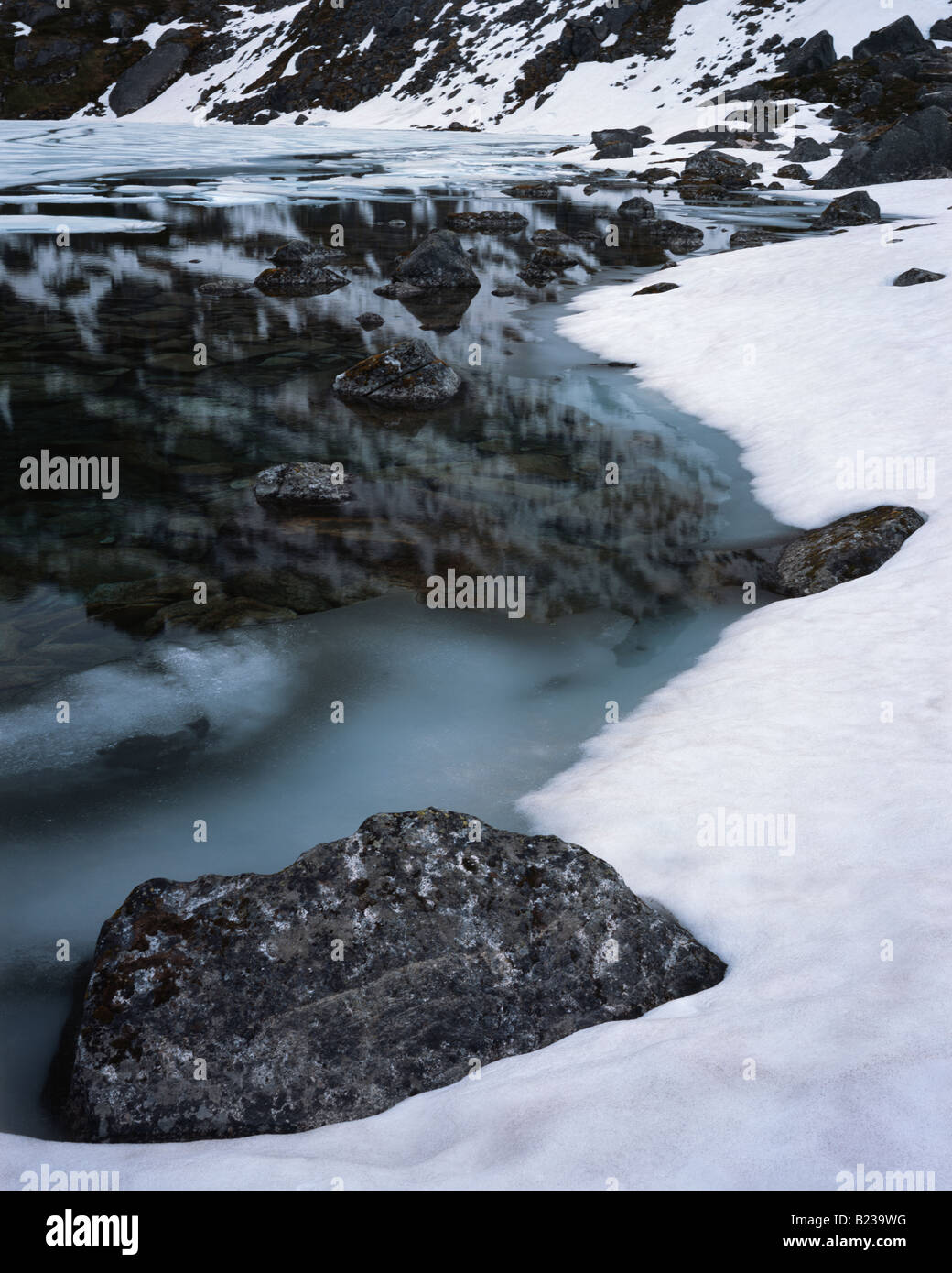 Alaska ice melting mountains hi-res stock photography and images - Alamy