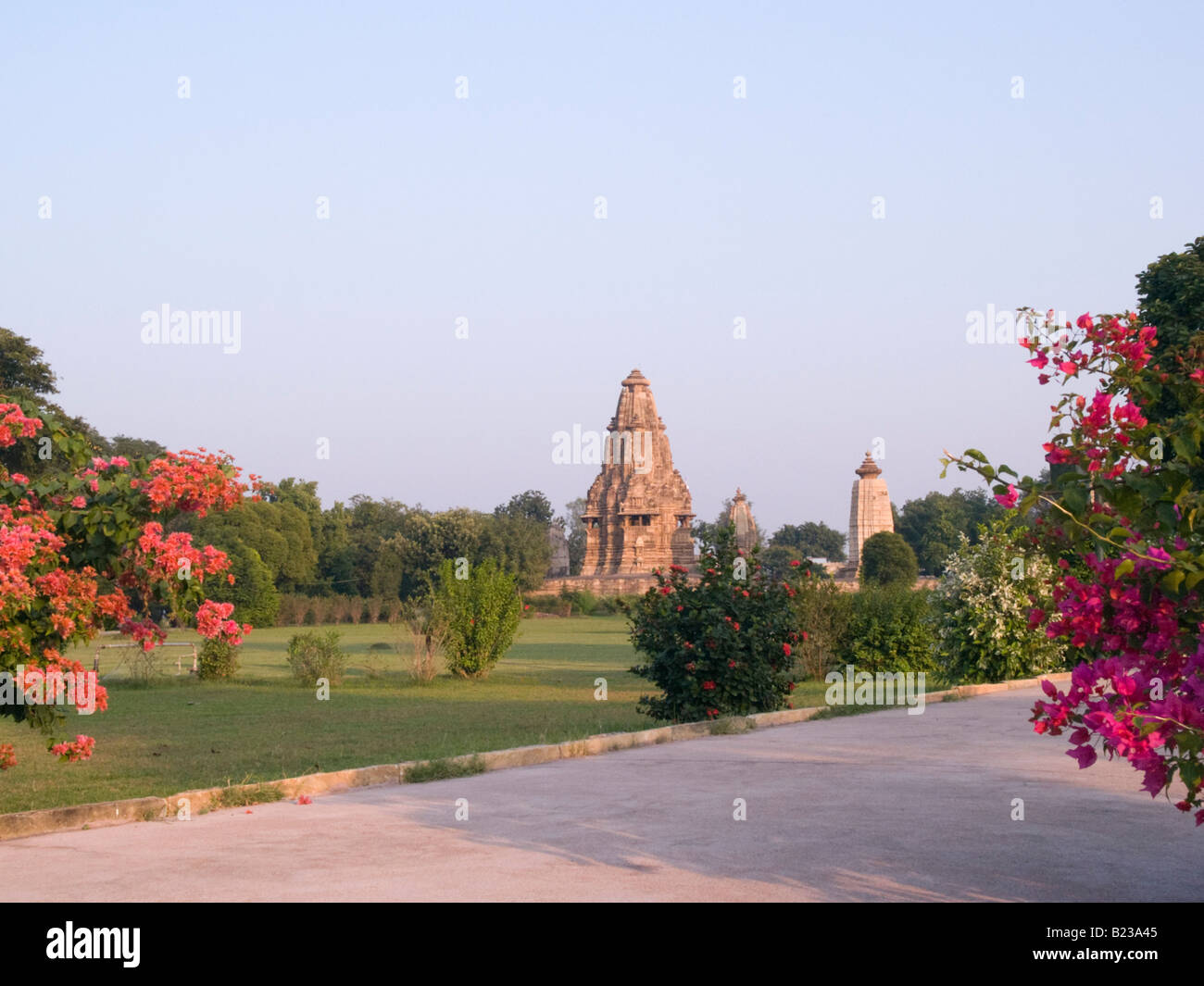 Chandella dynasty hi-res stock photography and images - Alamy