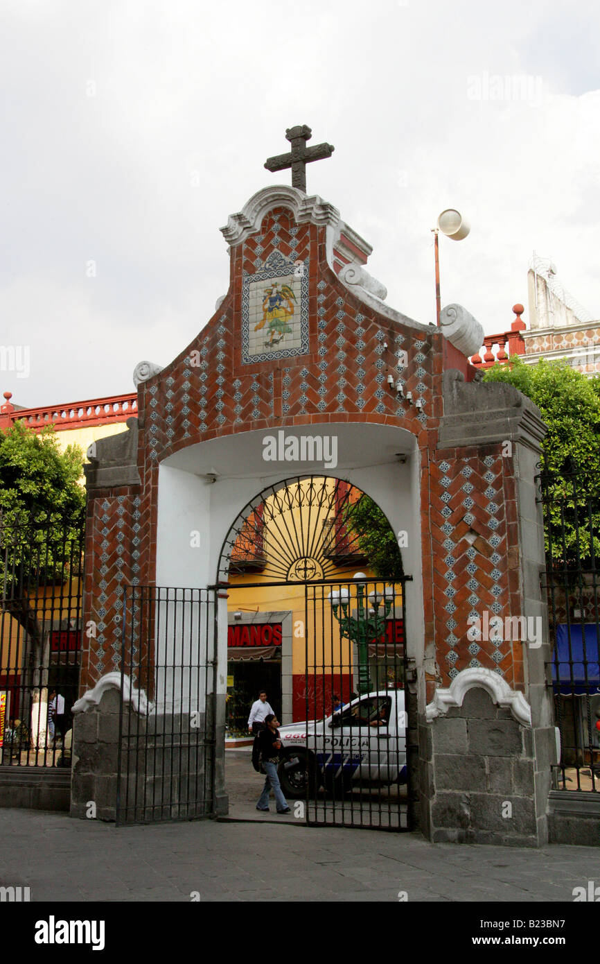 Mexican gate hi-res stock photography and images - Alamy