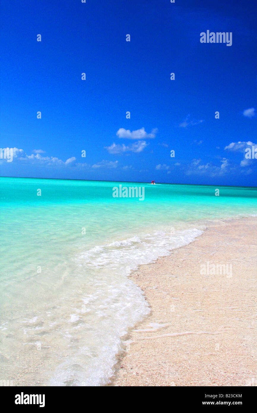 Isolated beach in Turks and Caicos Stock Photo - Alamy