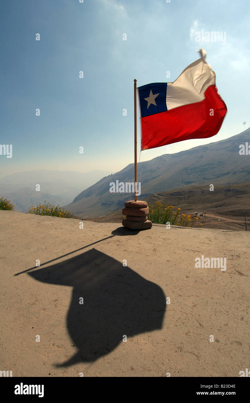 Flag flags chile hi-res stock photography and images - Alamy