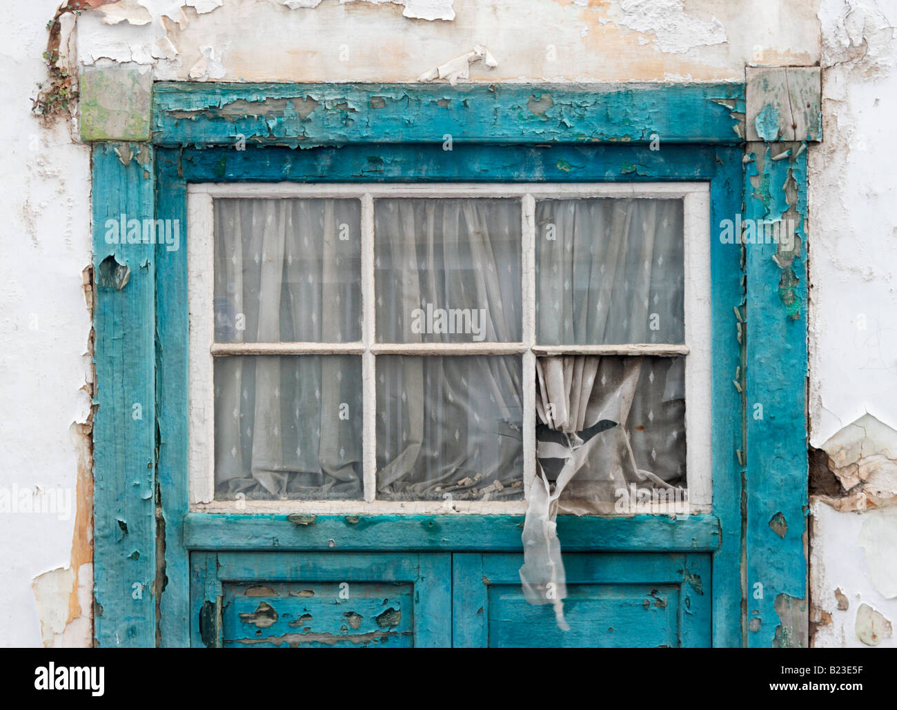 Net house hi-res stock photography and images - Alamy