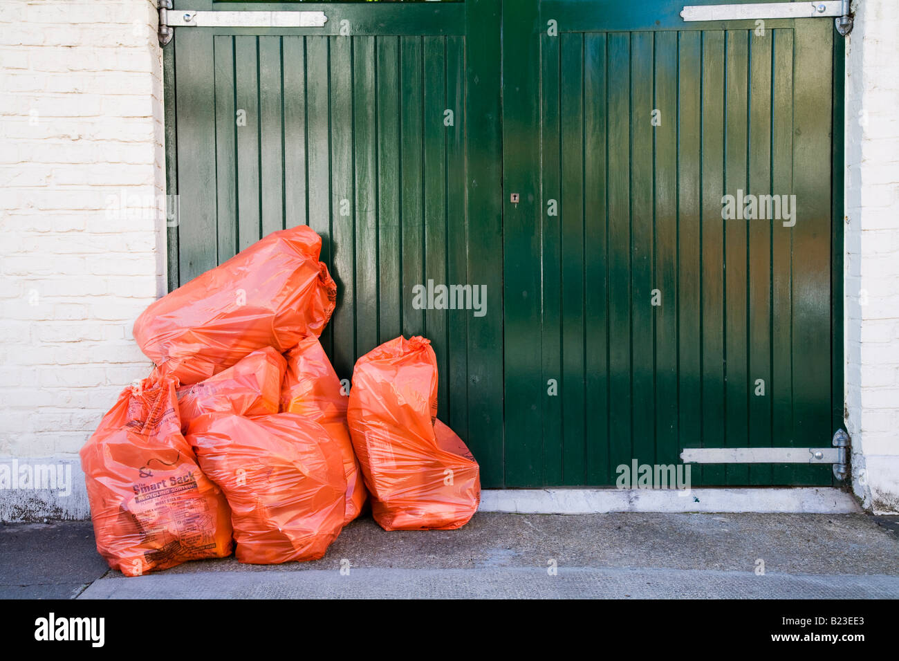 Green refuse sacks hi-res stock photography and images - Alamy