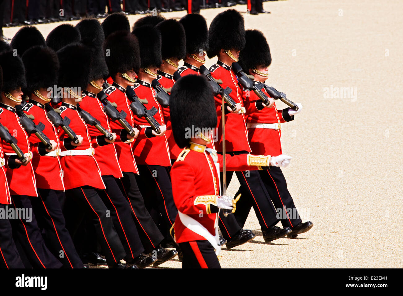 Marching band parading london hi-res stock photography and images - Alamy