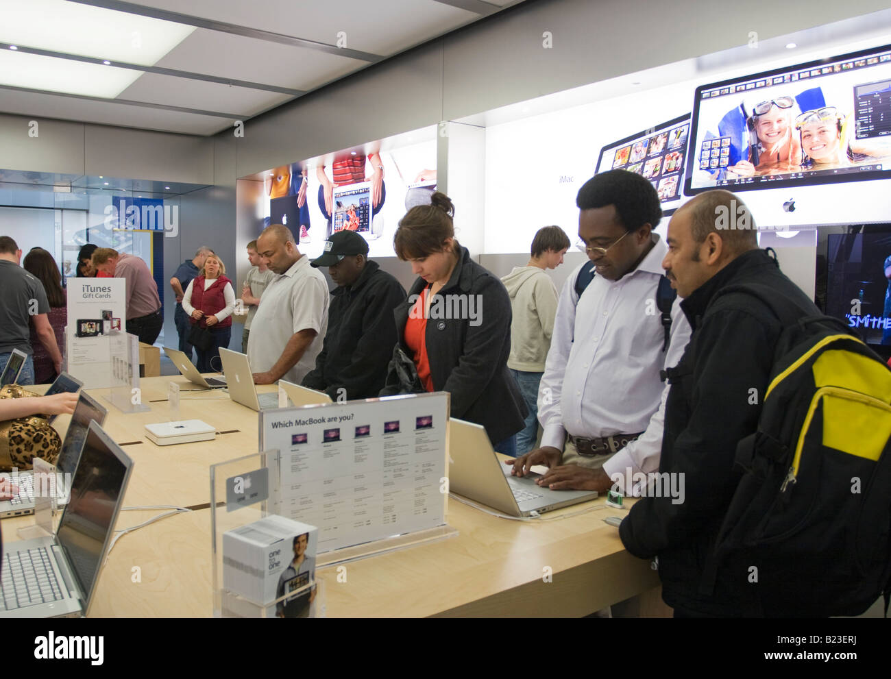 Apple Store Midsummer Place Milton Keynes Shopping Centre ...