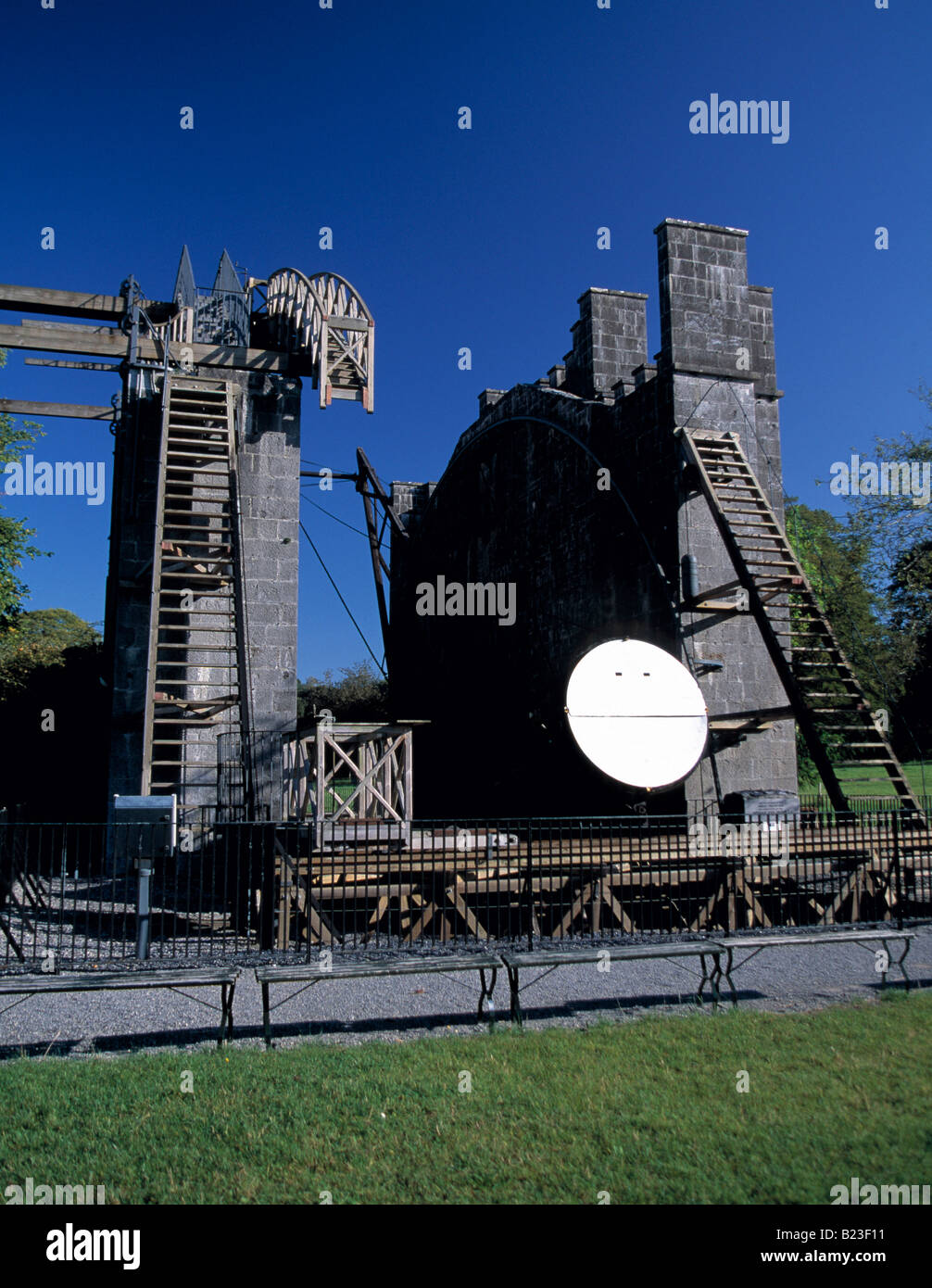 birr castle demense,birr, county offaly, ireland sits between the two ...