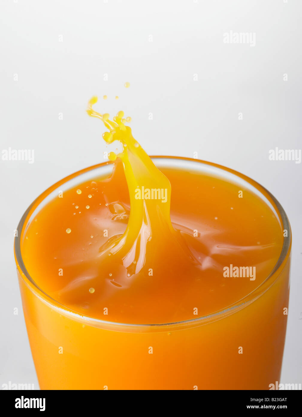 glass of fresh orange juice Stock Photo - Alamy