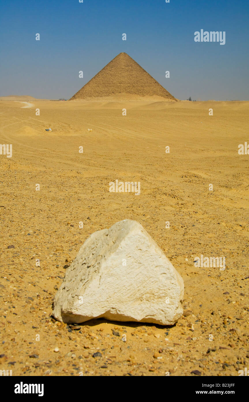 The Red Pyramid of Snefru near Dashur Egypt Stock Photo - Alamy