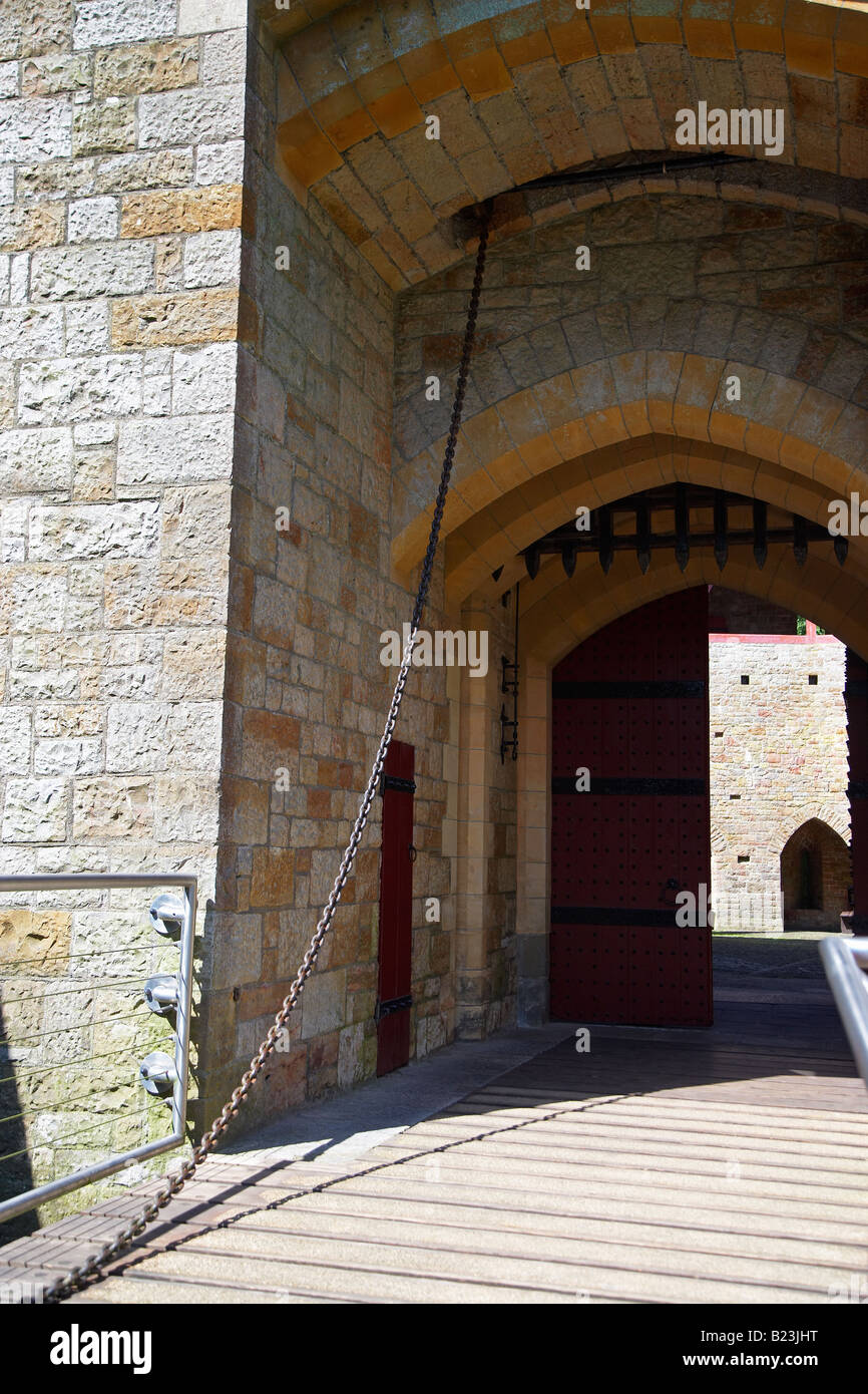 Castle drawbridge and portcullis hi-res stock photography and images ...