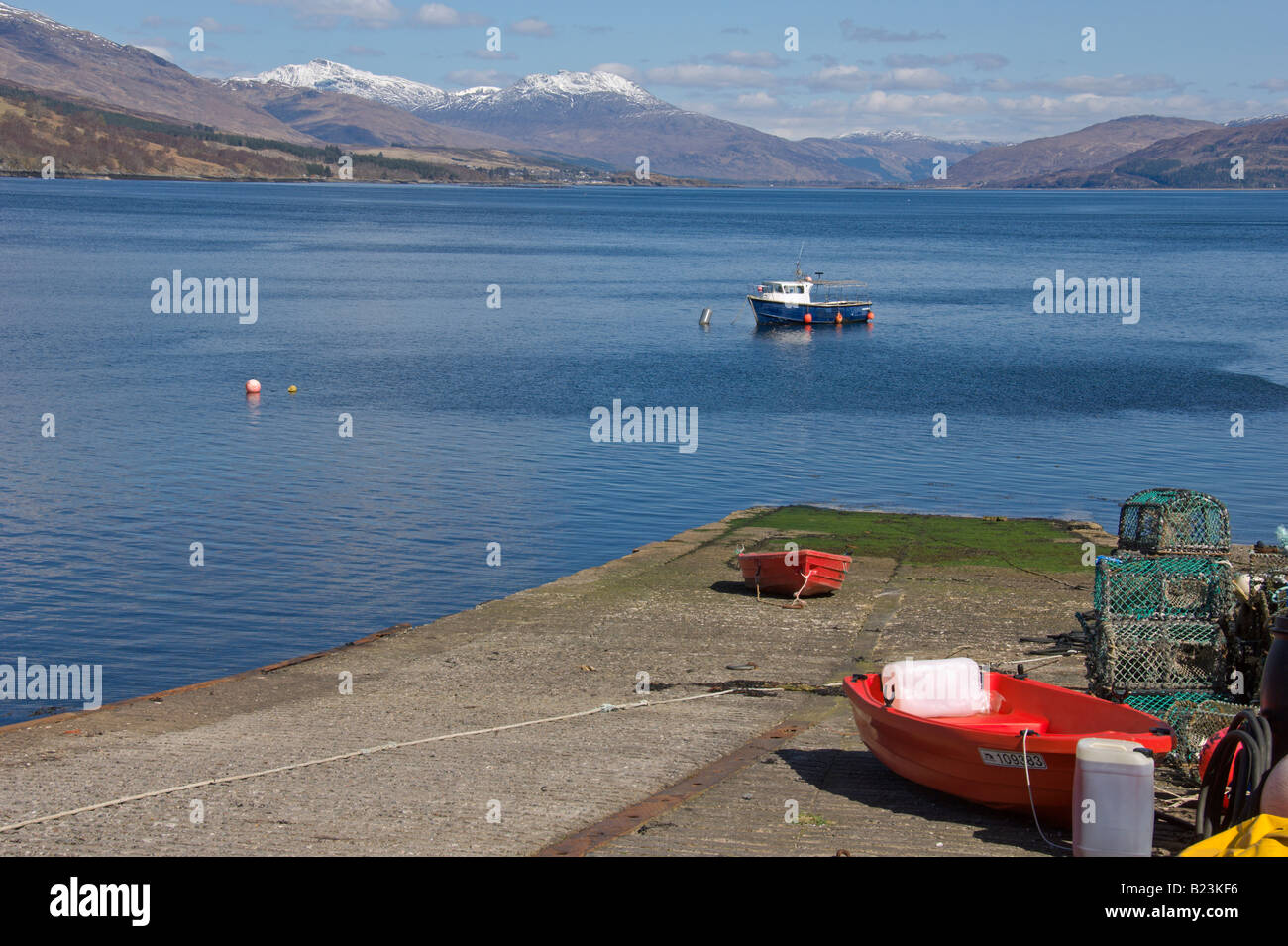 Stromeferry pier hi-res stock photography and images - Alamy