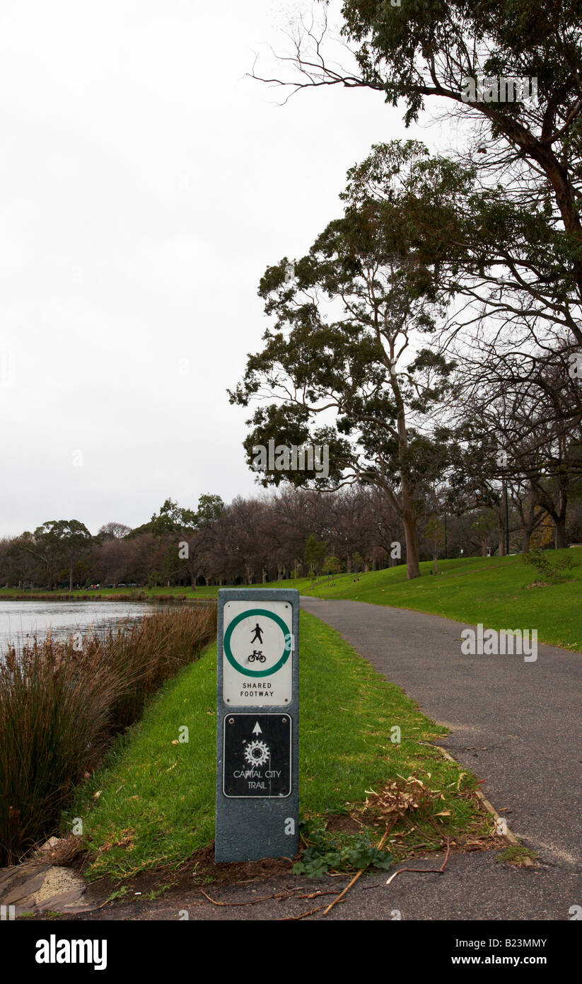 Australia walking track sign hi-res stock photography and images - Alamy