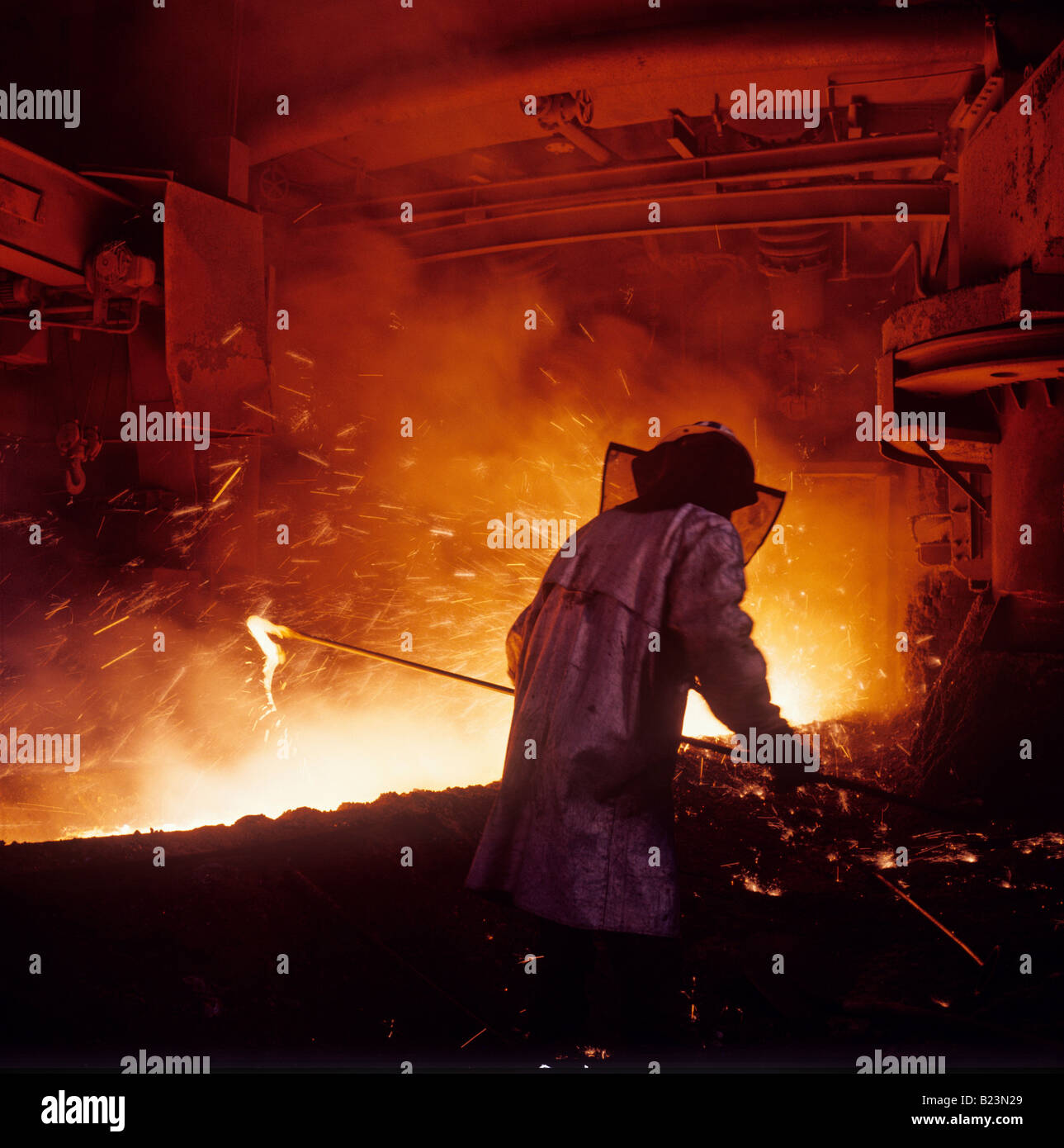 Iron man anzug hi-res stock photography and images - Alamy