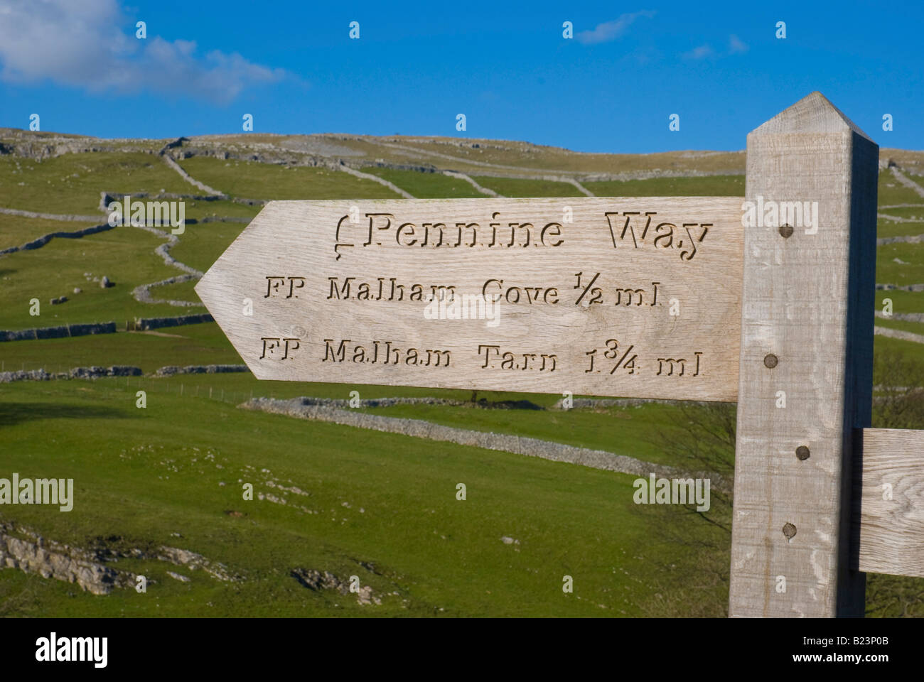 Pennine Way signpost Stock Photo - Alamy