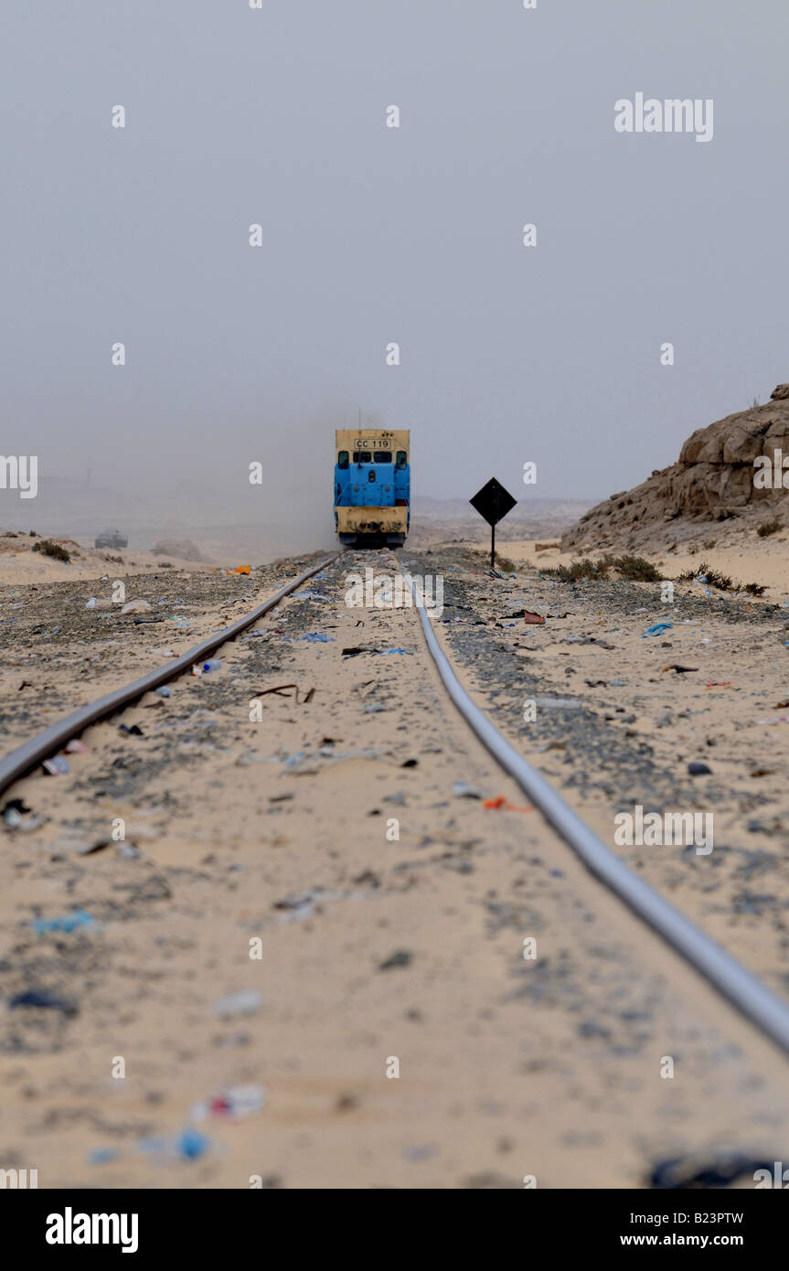 Iron ore train the longest and heaviest train in the wolrd Nouadhibou ...