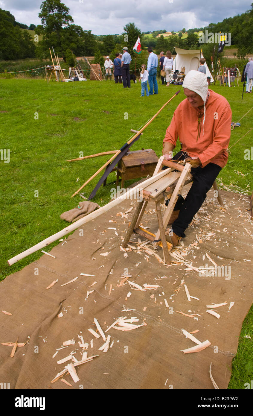 Medieval bow maker hi-res stock photography and images - Alamy
