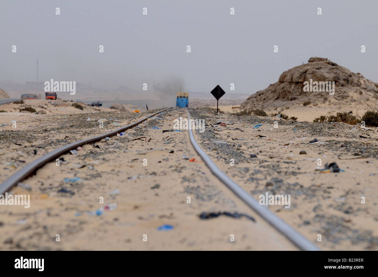 Iron ore train the longest and heaviest train in the wolrd Nouadhibou ...