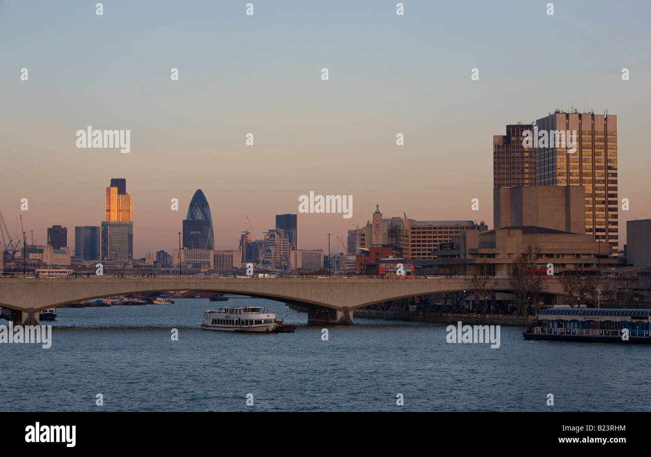 Looking East Along The Thames In London In The Evening Stock Photo Alamy looking-east-along-the-thames-in-london-in-the-evening-stock-photo-alamy