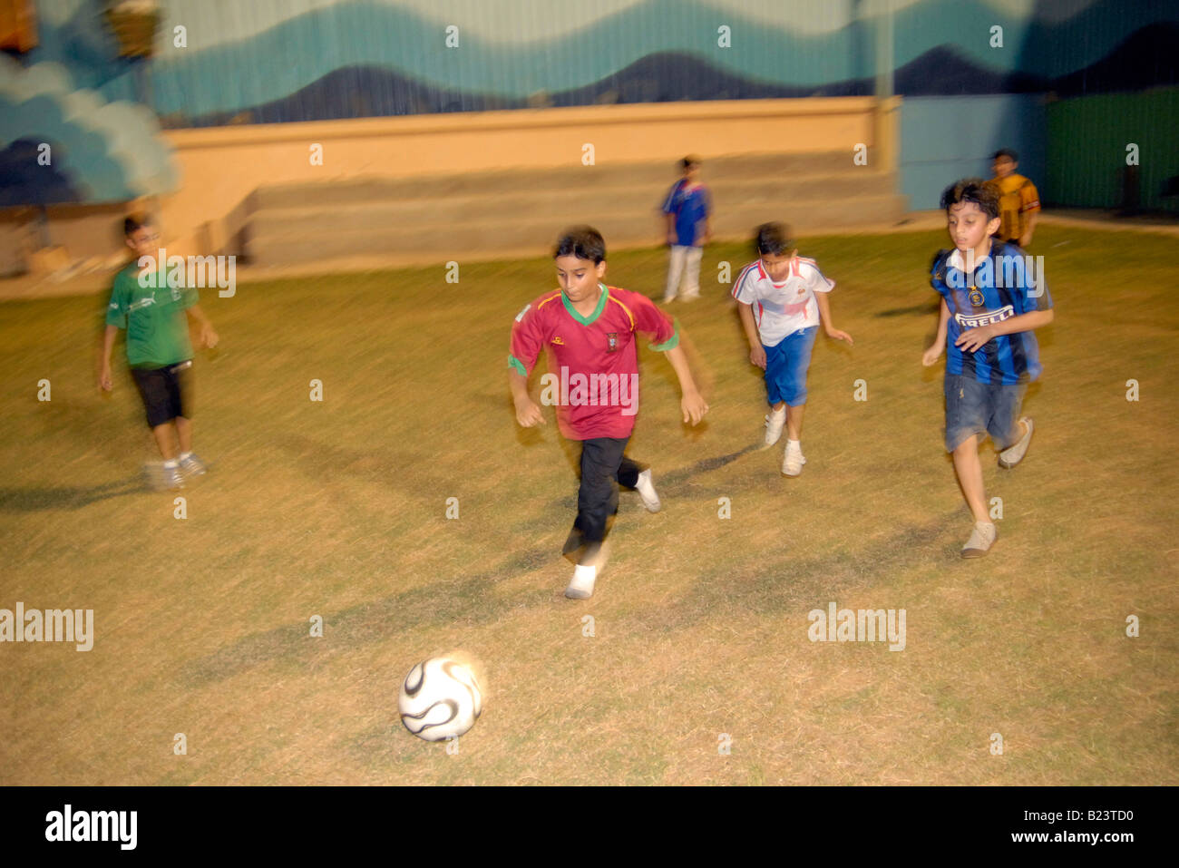 Saudi arabia school hi-res stock photography and images - Alamy