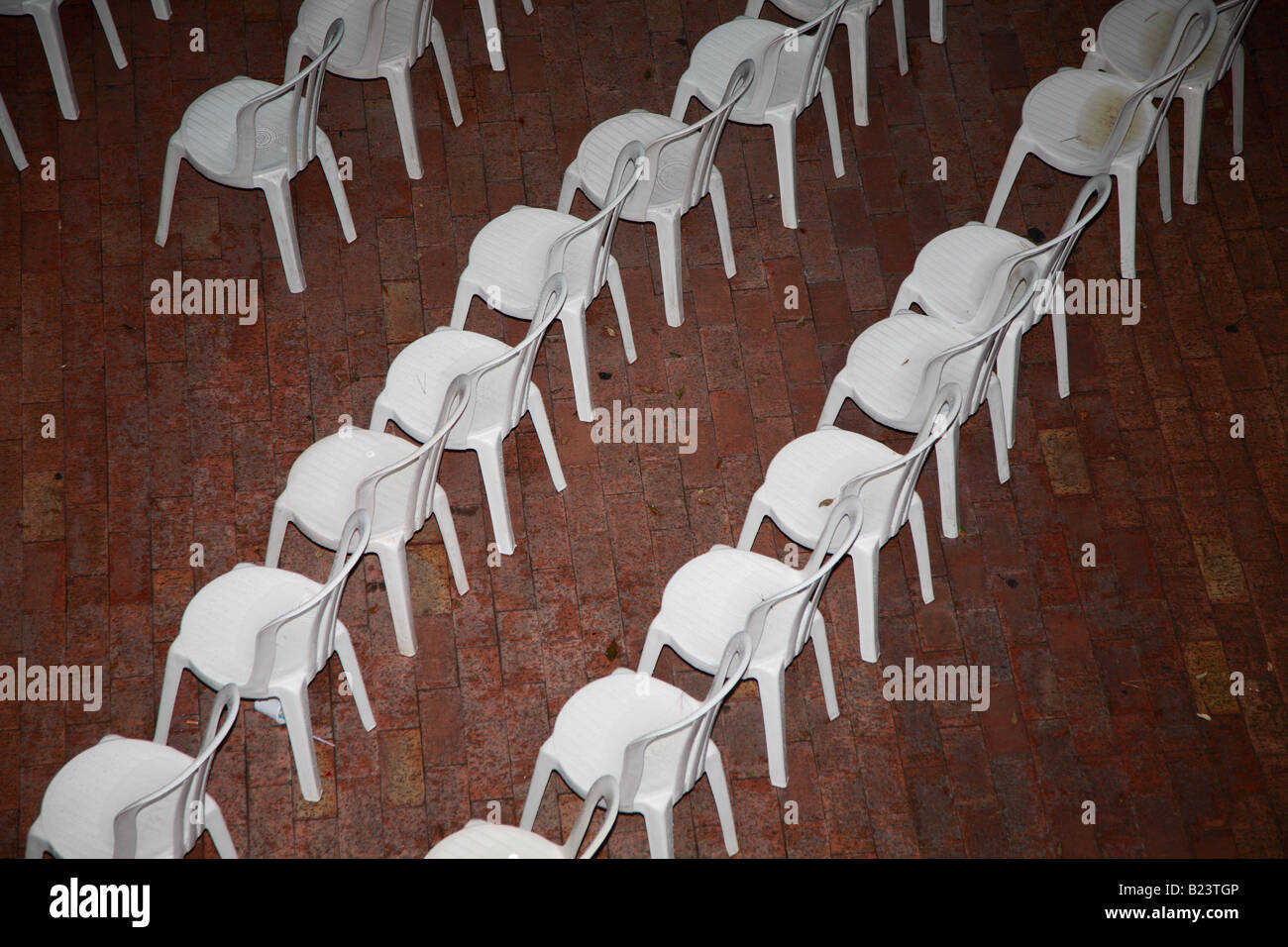 Double diagonal hi-res stock photography and images - Alamy