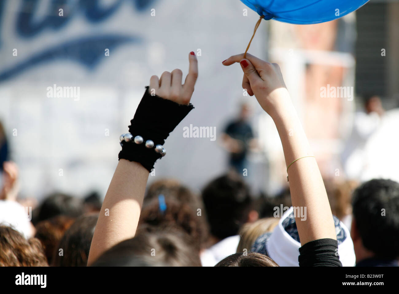 crowd of revellers at music concert gig outdoors Stock Photo - Alamy
