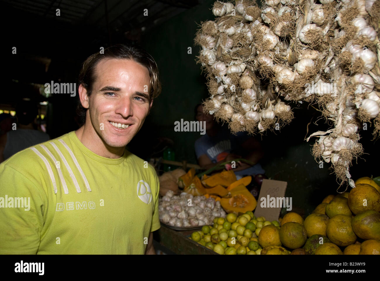 Cuba market habana hi-res stock photography and images - Alamy
