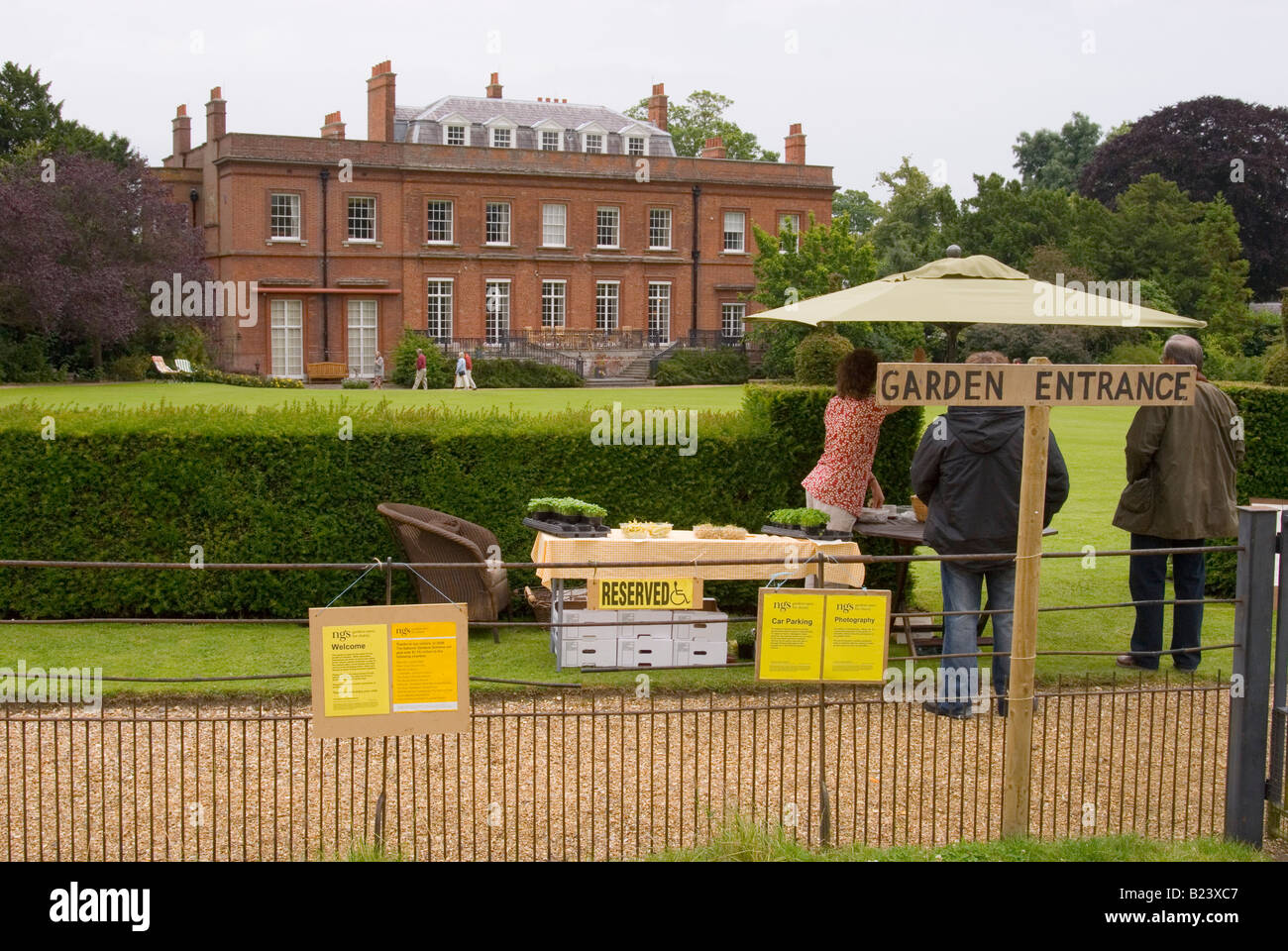 Redisham Hall Open Gardens High Resolution Stock Photography and Images ...