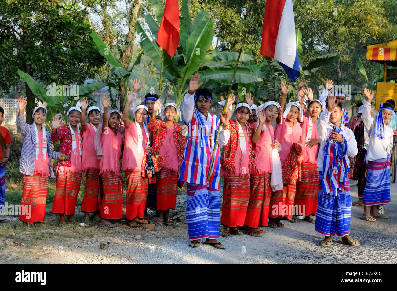 Ethnics of the world hi-res stock photography and images - Alamy