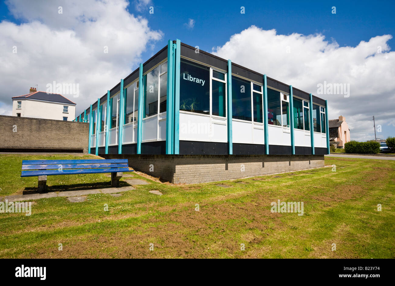 Cornwall library hi-res stock photography and images - Alamy