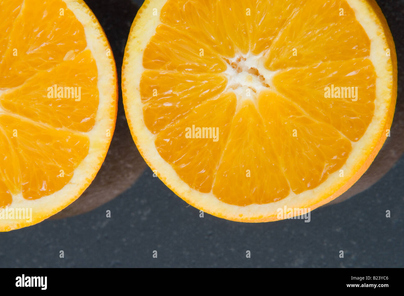 Whole and cut oranges hi-res stock photography and images - Alamy