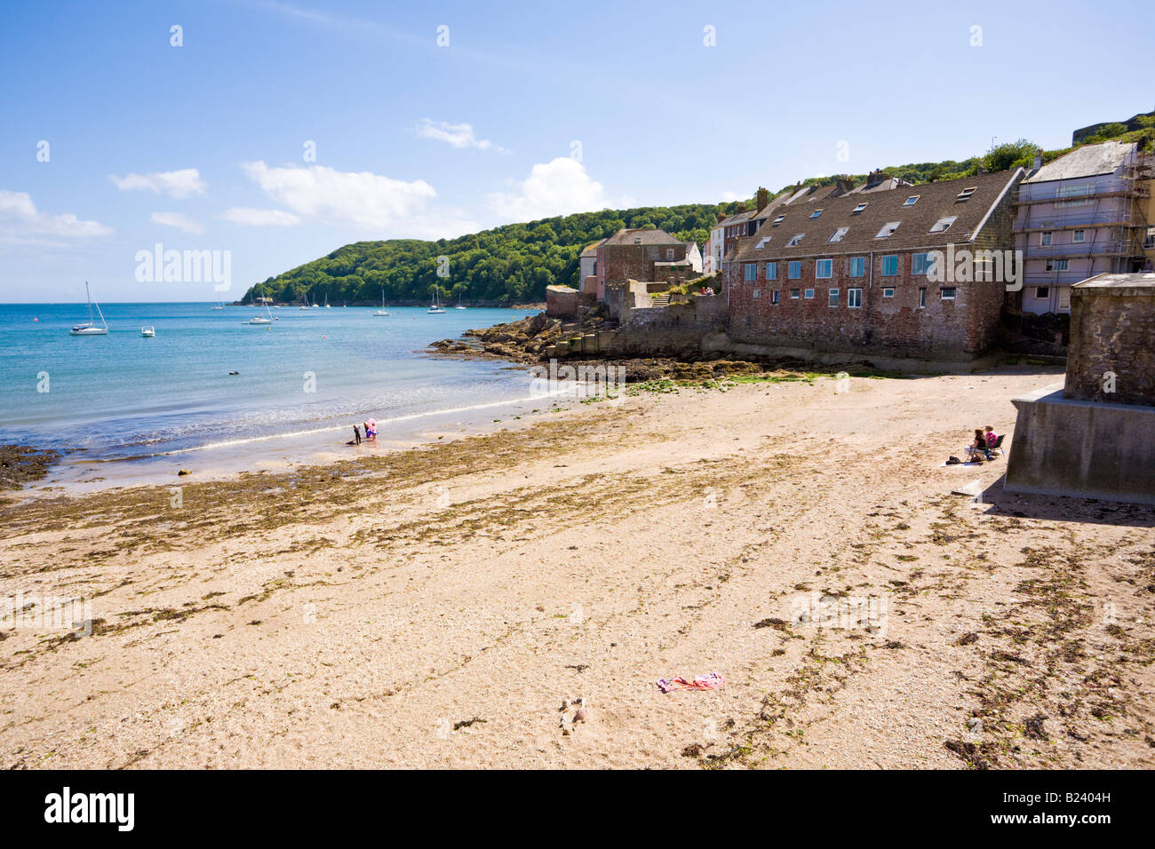 The beach at Kingsand Cornwall UK on a sunny day Stock Photo - Alamy