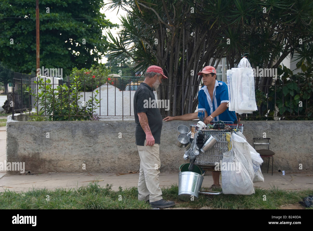 Cuban market hi-res stock photography and images - Alamy