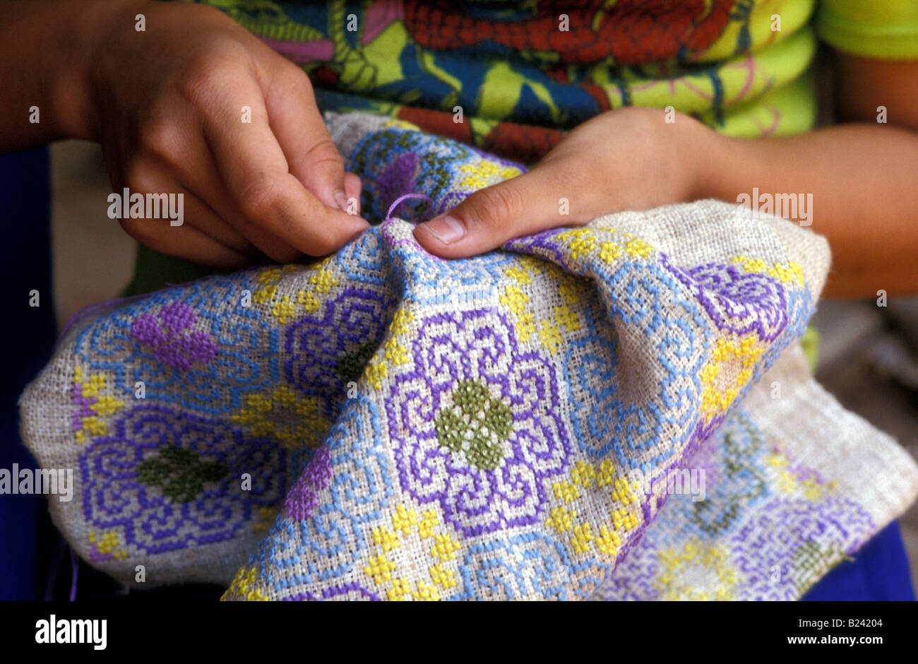 Hmong village hi-res stock photography and images - Alamy