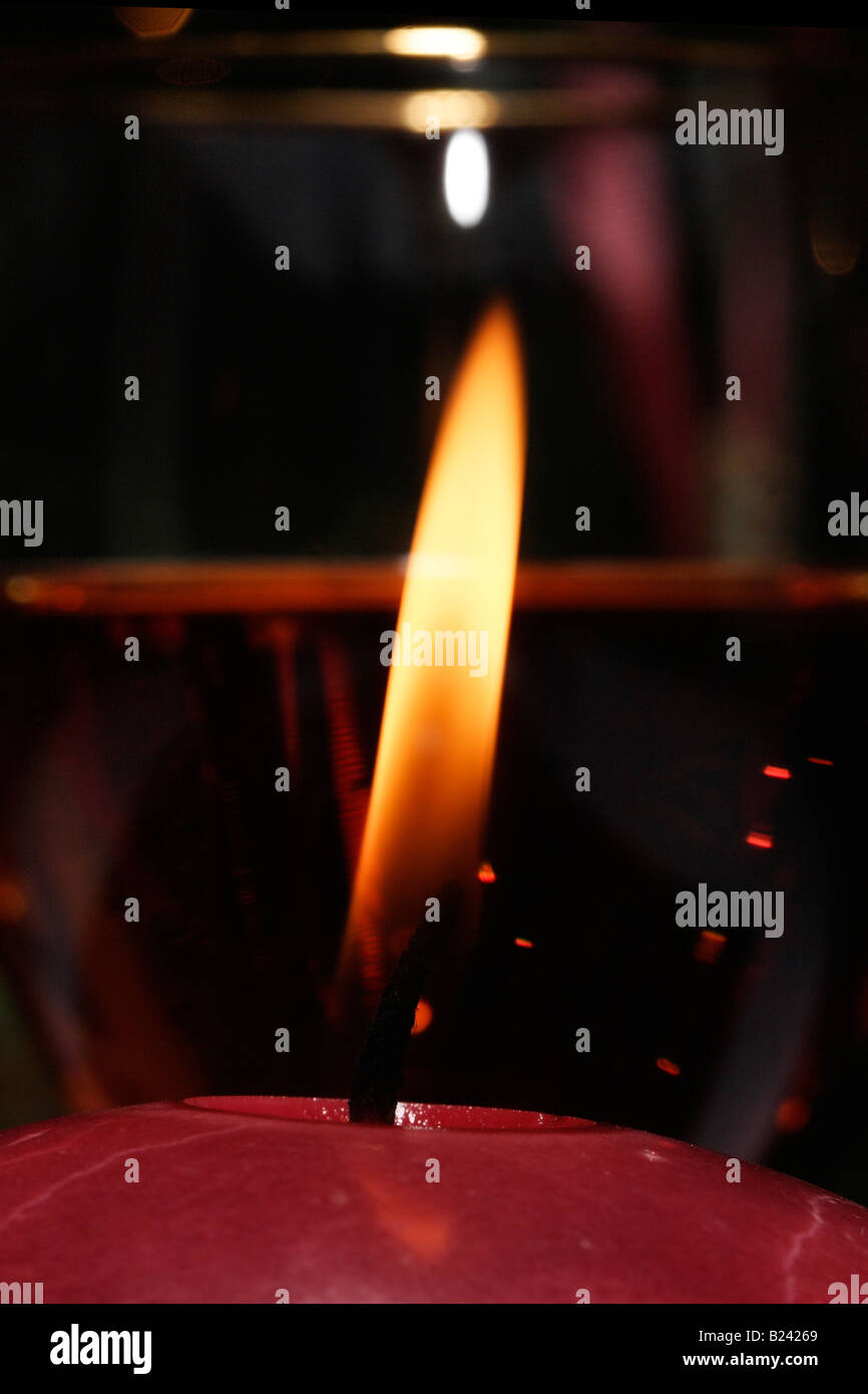 Candle hi res hi-res stock photography and images - Alamy