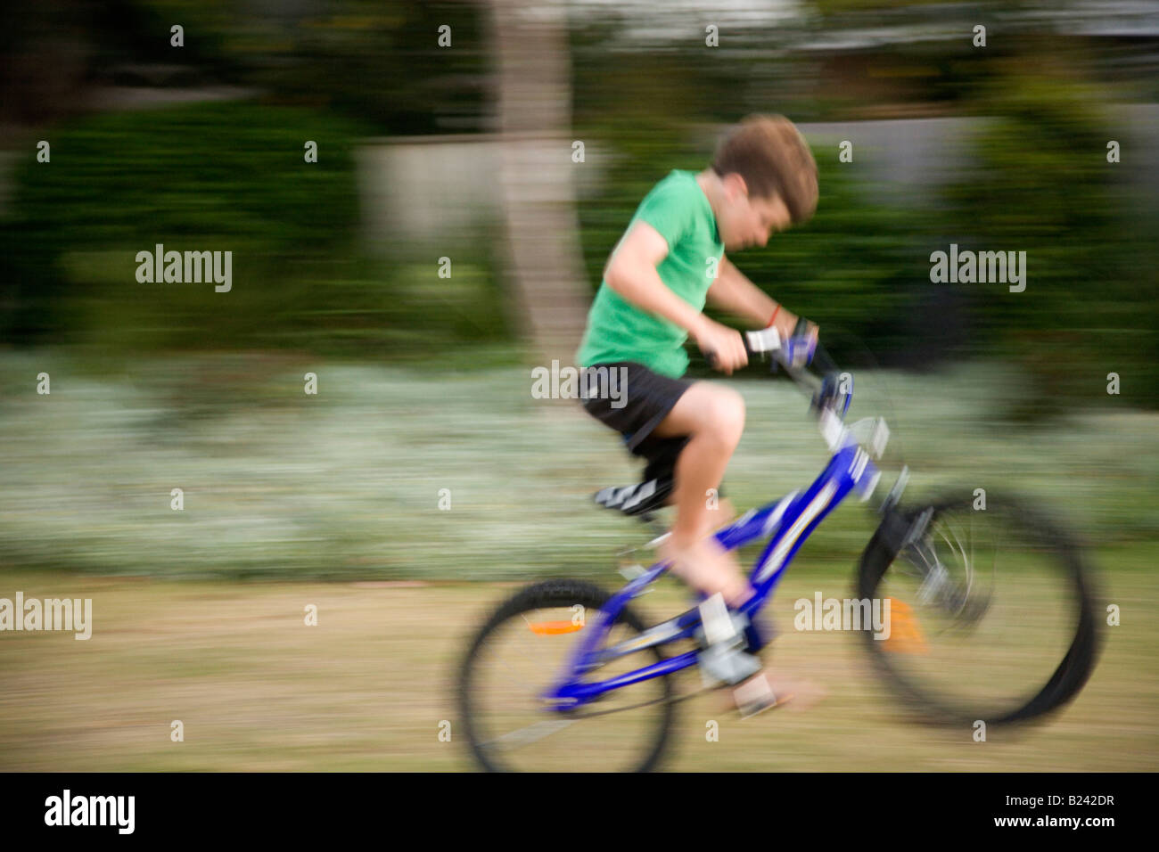 Child riding bike black and white hi-res stock photography and images ...