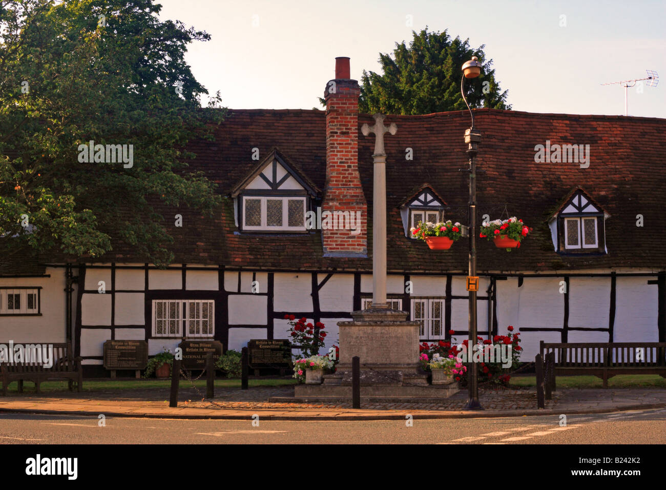 Bray village hi-res stock photography and images - Alamy