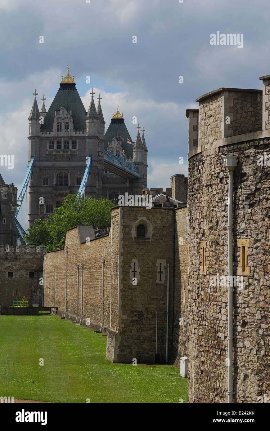 Tower bridge and the tower of london Stock Photo - Alamy