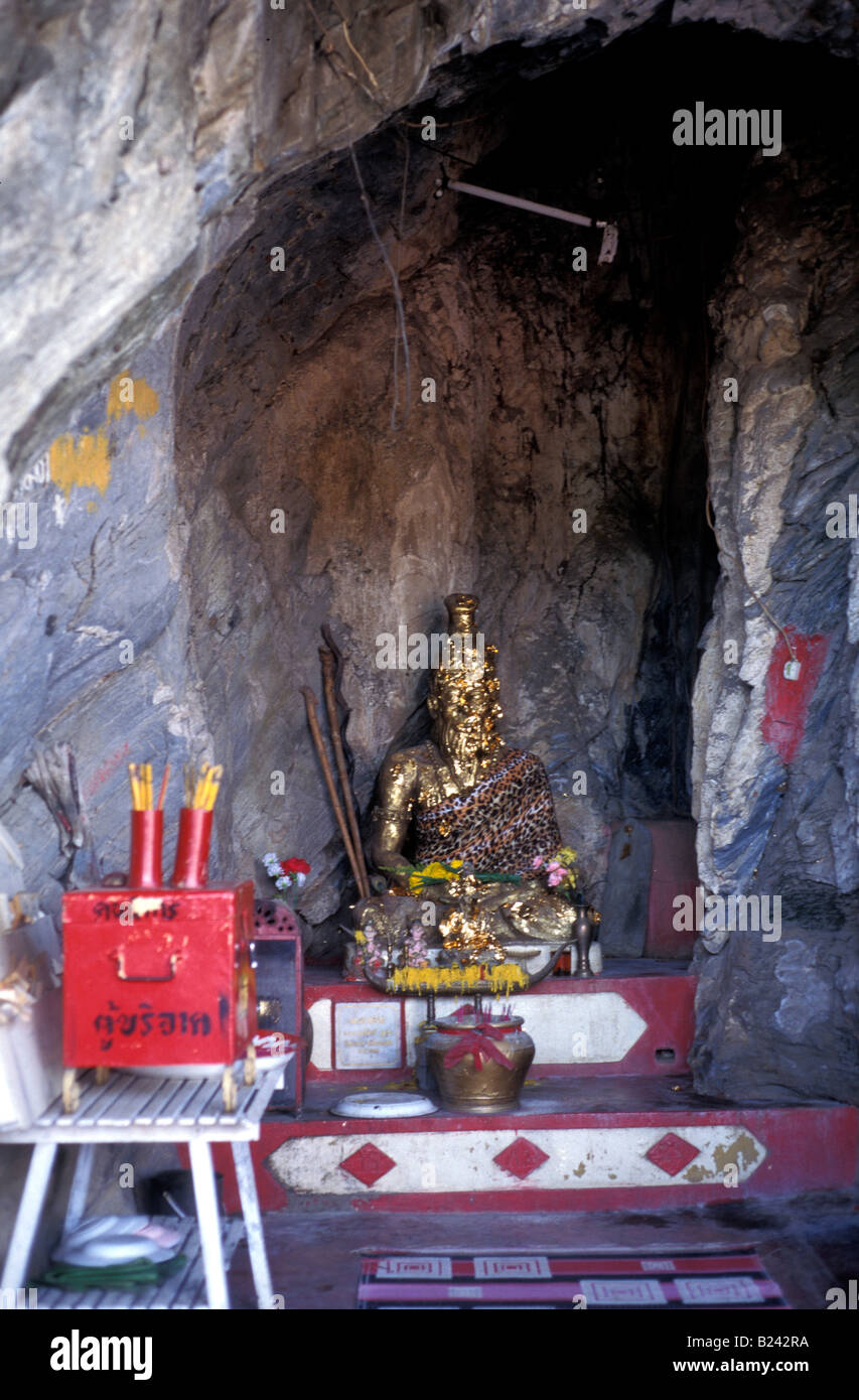 golden chau paw image kuanim temple cave ko si chang thailand Stock ...