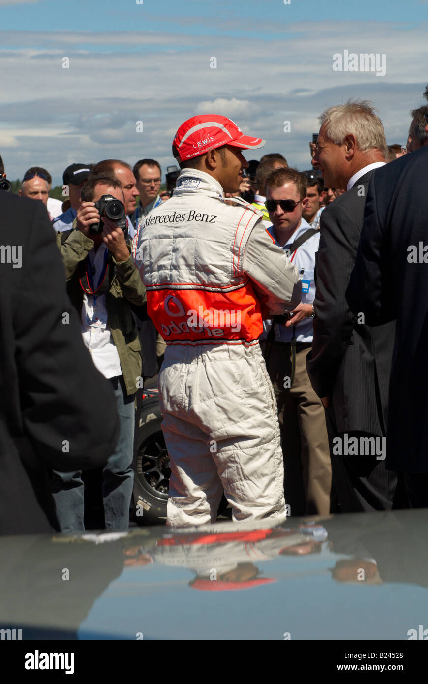 Lewis hamilton bombardier learjet mclaren hi-res stock photography and ...