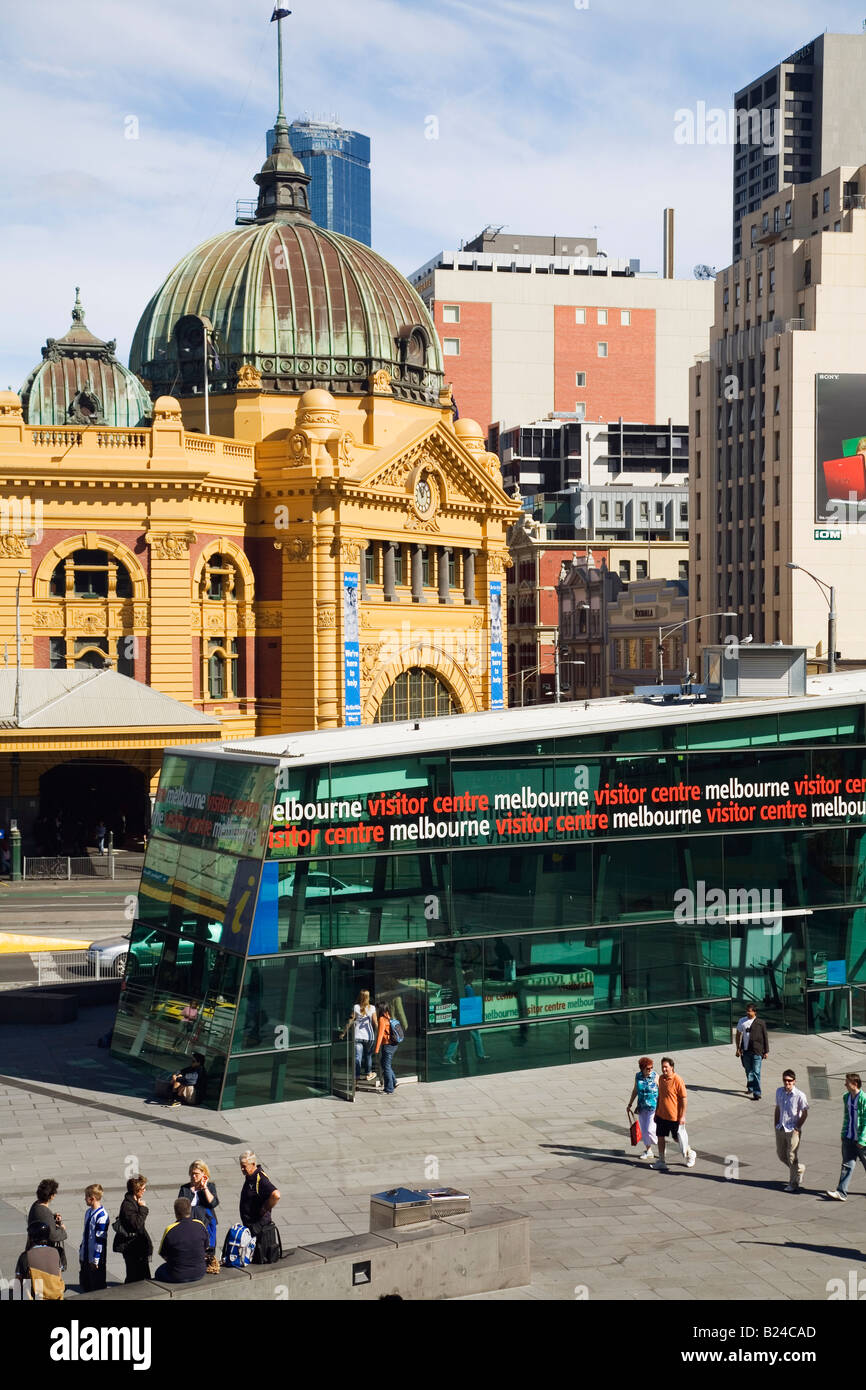 Melbourne street view hi-res stock photography and images - Alamy
