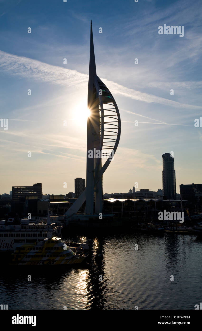 Spinnaker tower silhouette portsmouth hi-res stock photography and ...