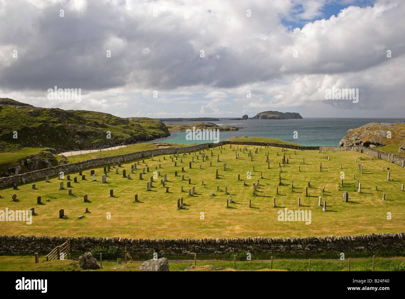 Graveyard by the Sea at Great Bernera, Isle of Lewis Stock Photo - Alamy
