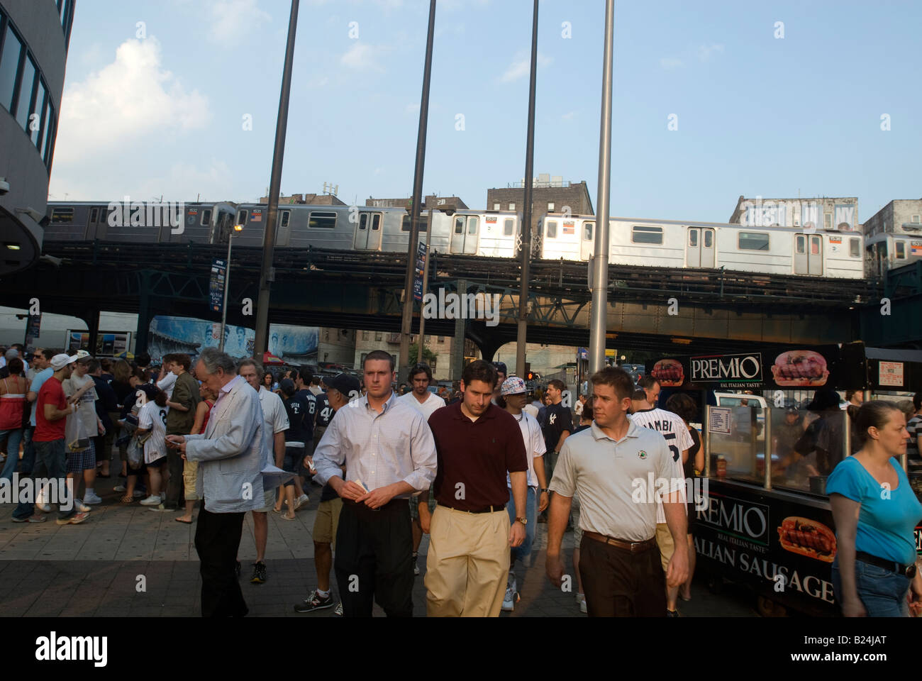 Yankees fans train hi-res stock photography and images - Alamy