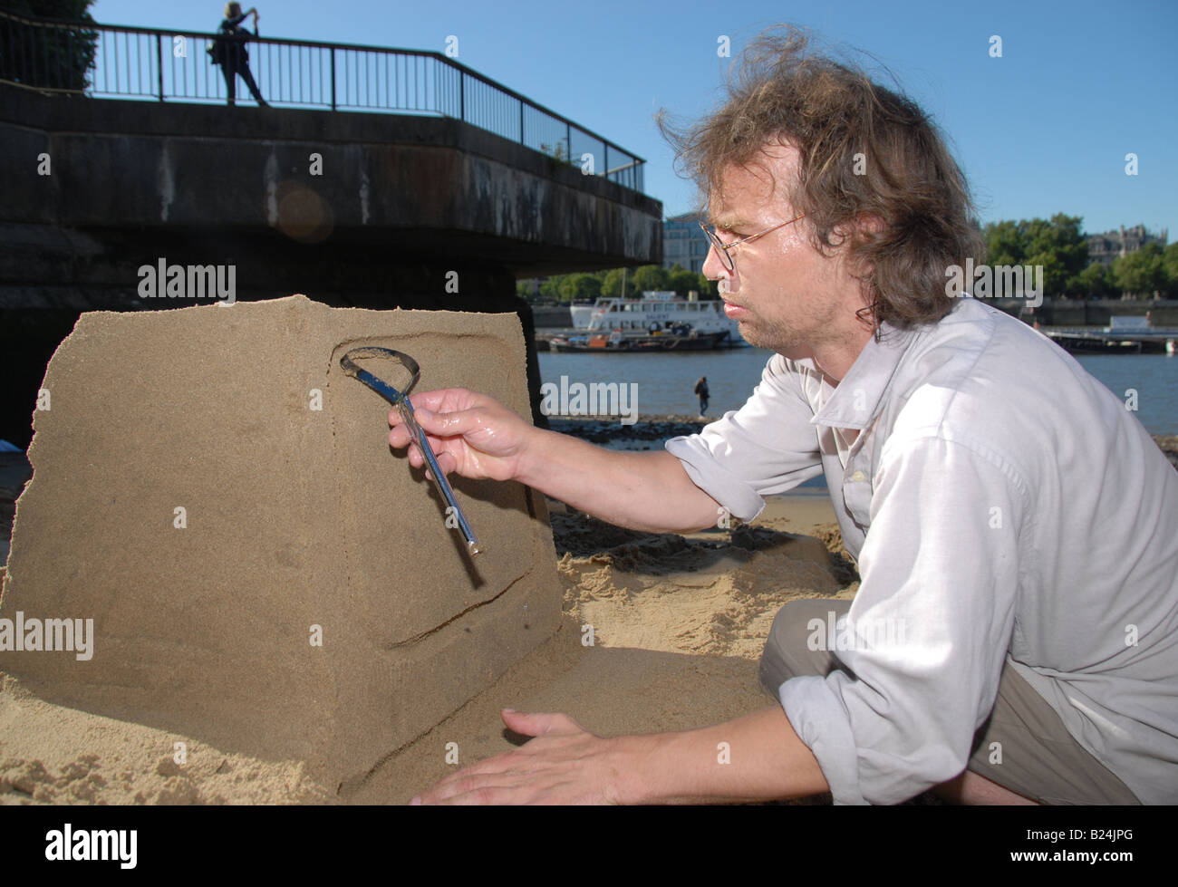 Sand art work hi-res stock photography and images - Alamy