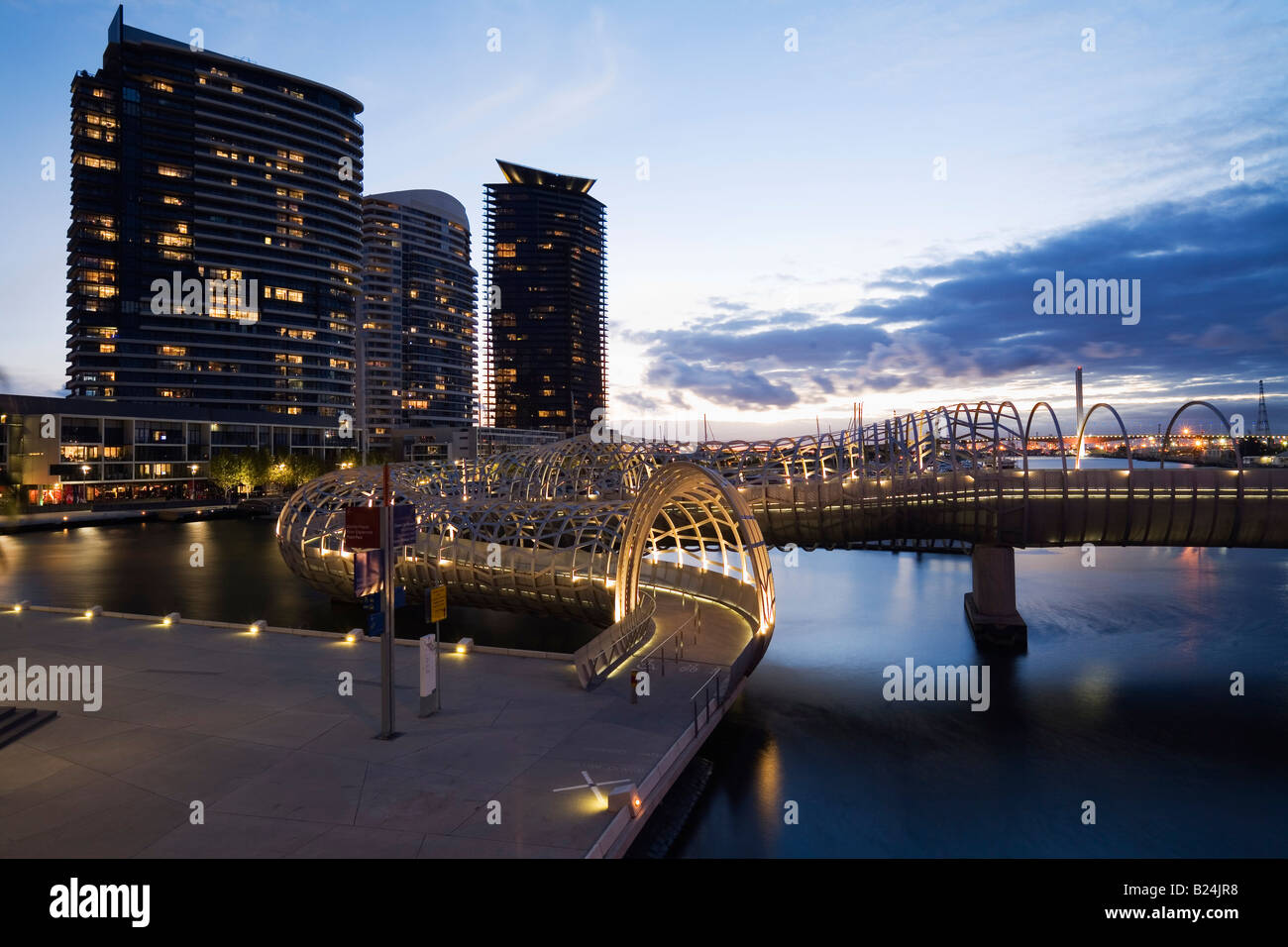 Webb building hi-res stock photography and images - Alamy